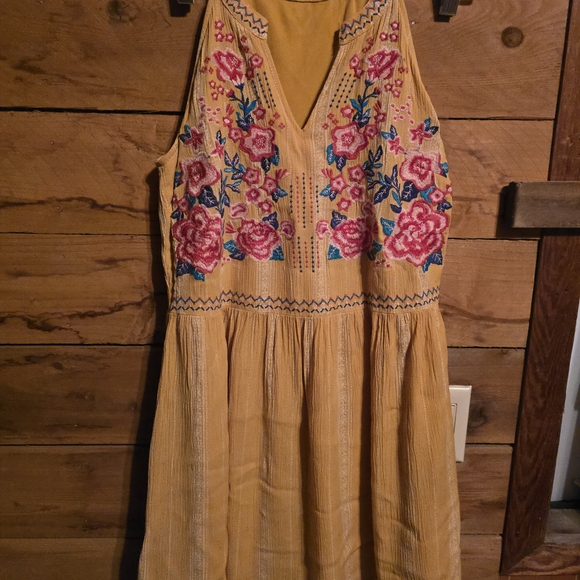 ANDREE BY UNIT | Dresses | Andree By Unit Yellow Floral Embroidered ...